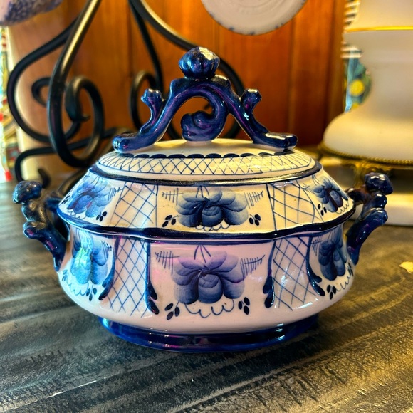 Vintage | Dining | Vintage Gzhel Covered Small Tureen Blue White ...